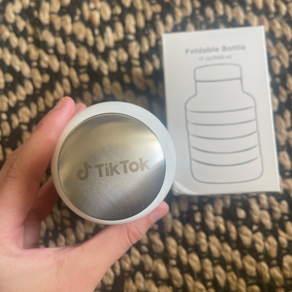 Dining | Rare Nwt Tiktok Branded Collapsable Water Bottle | Poshmark